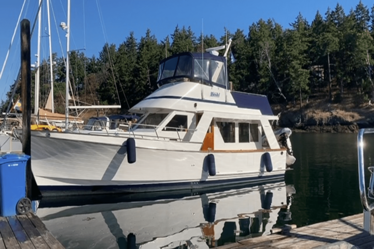 1983 Ocean Alexander 40 SEDAN – MarineMax