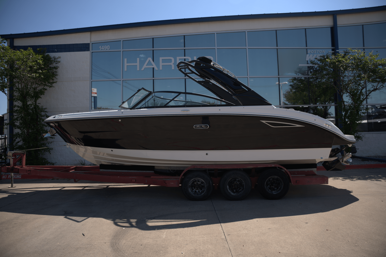 2025 Sea Ray SDX 270 – MarineMax